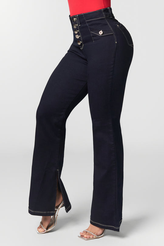 Jeans Bota Campana - Elegancia Retro y Estilo Moderno | Carlos Prada ...